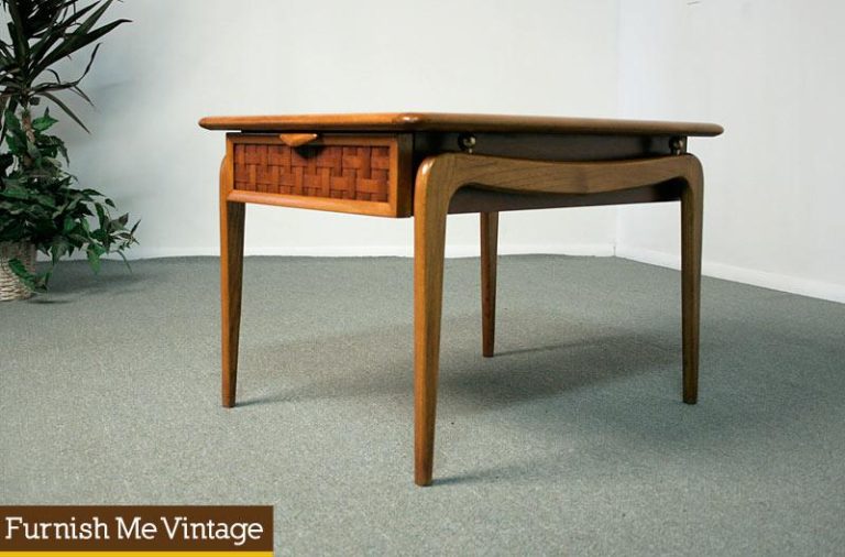 Vintage Lane Perception Curved Leg End Table