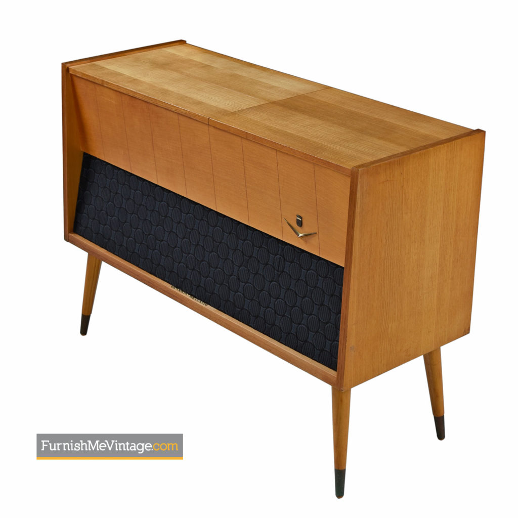 Grundig Majestic M11 Console Stereo Turntable Cabinet Credenza