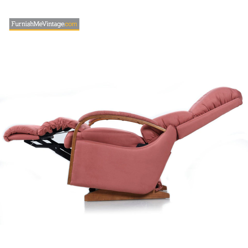 La-Z-Boy Recliners in Pink Rose Microfiber with Oak Arms